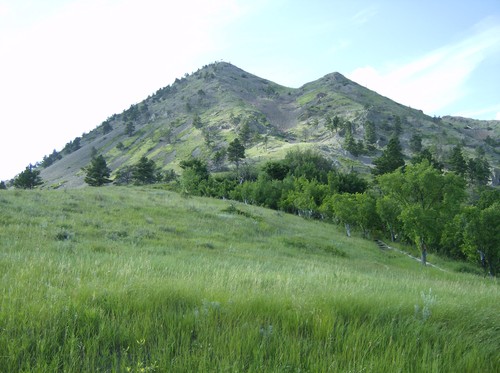 Bear Butte : Climbing, Hiking & Mountaineering : SummitPost